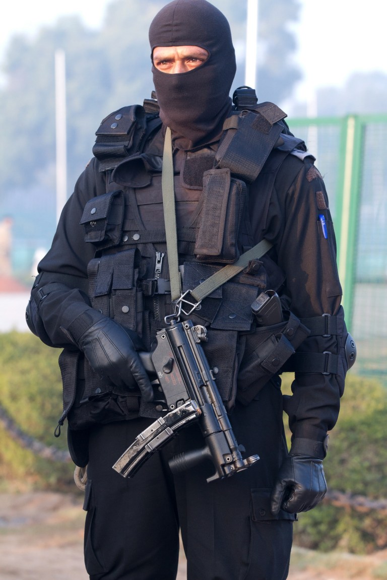 NSG Commandos: Special force of Black Cats – GirlandWorld